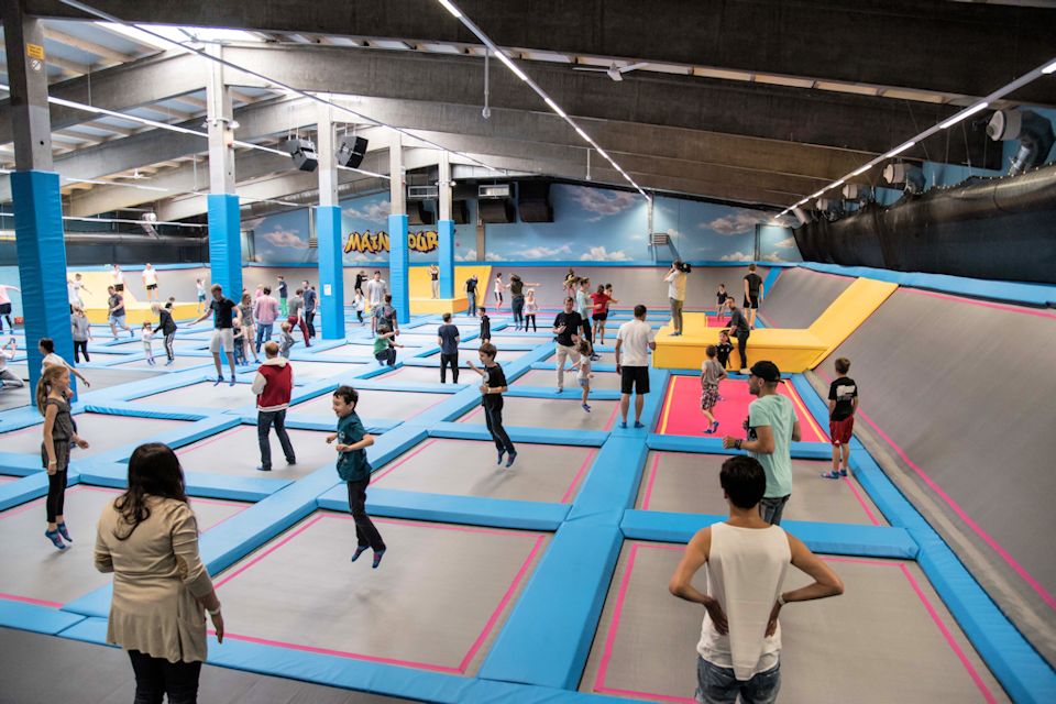 AirHop Trampolinpark München | Kindergeburtstag - KiMaPa